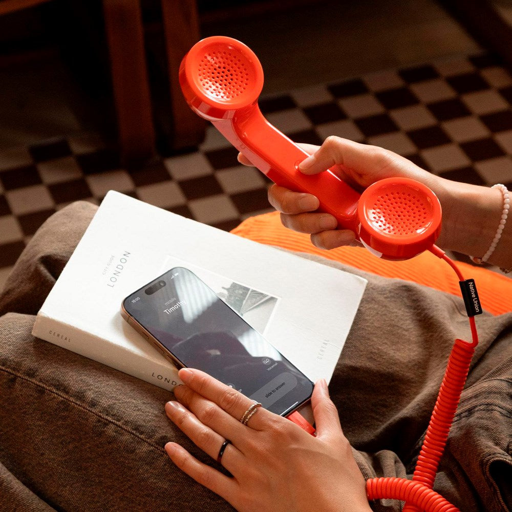 Native Union Pop Phone m. USB-C - Alarm Red – INSKAL